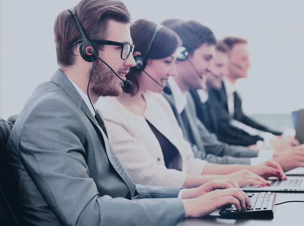 5 Questions to Ask When Choosing a Contact Center Solution