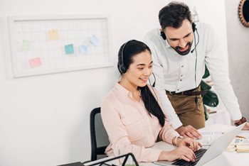 8 Ways to Implement a Buddy Program to Make New Hires Stick