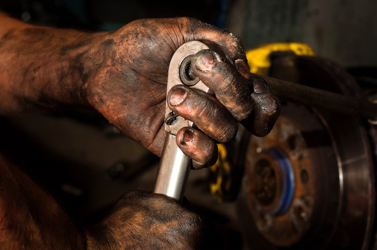 Why Being a Leader Means Doing the Dirty Jobs